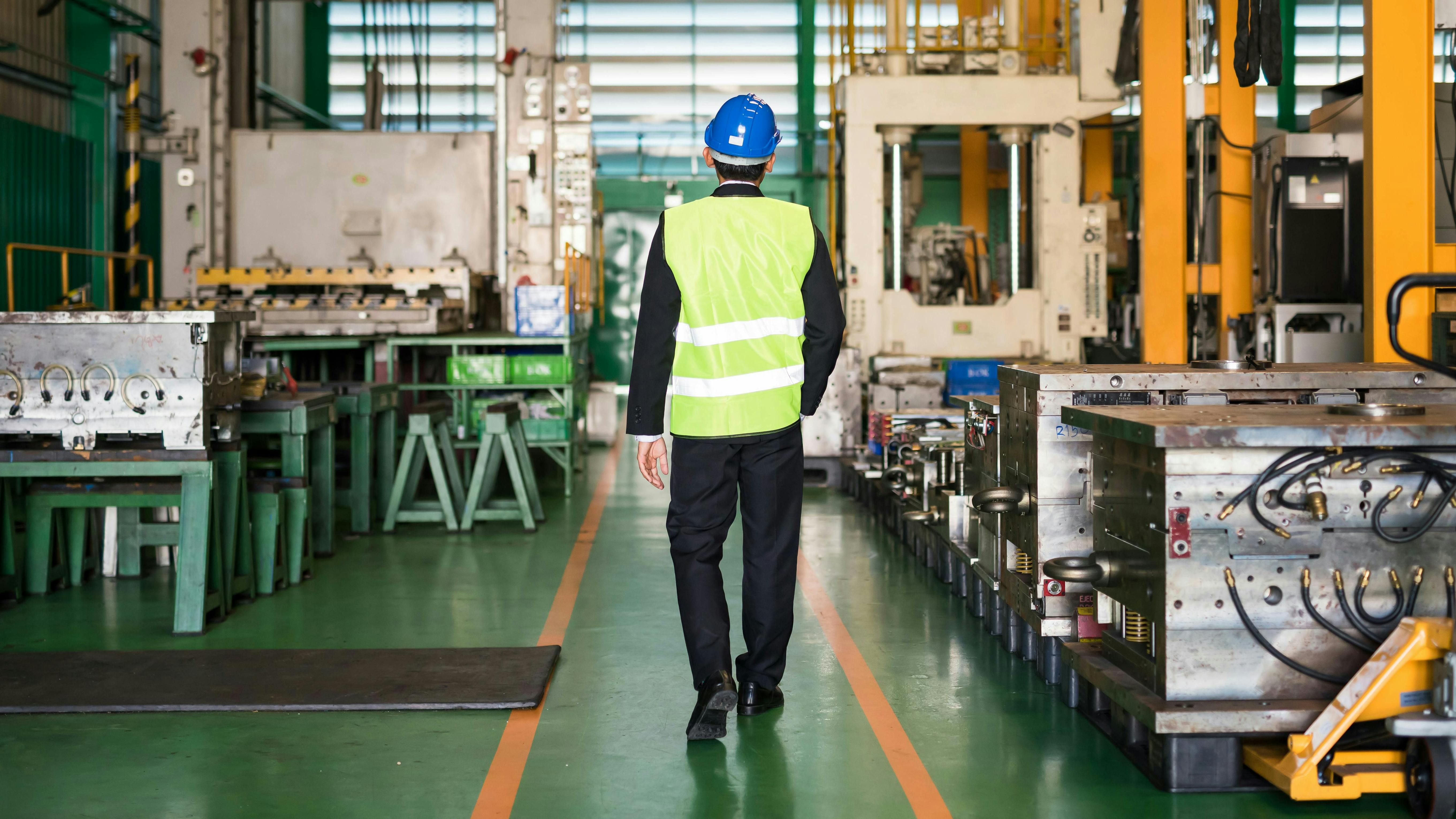 Trade Groups File Suit Against OSHA's Walkaround Rule | EHS Today