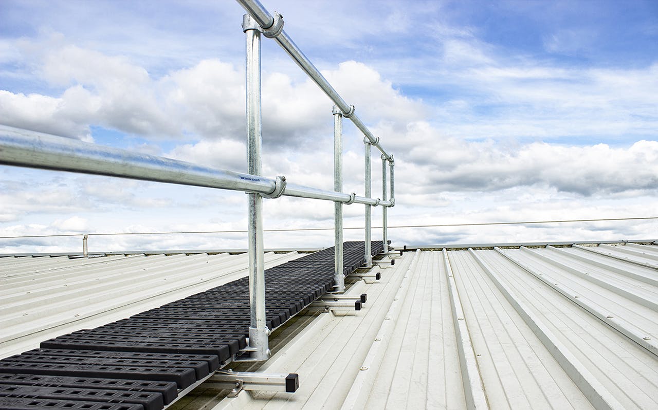 Simplifying OSHA Rooftop Fall Protection Requirements | EHS Today